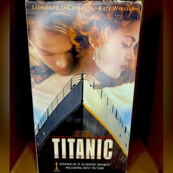 Media | 1997 Titanic Vhs Movie Box Set | Poshmark